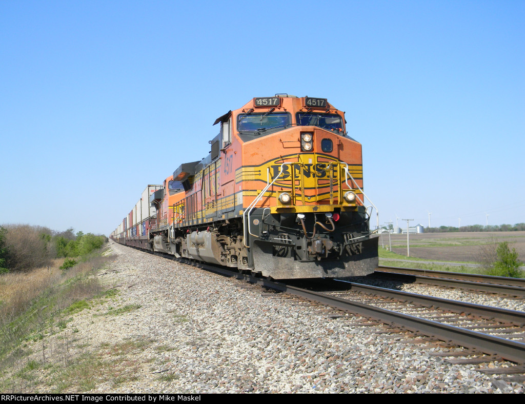 BNSF 4517